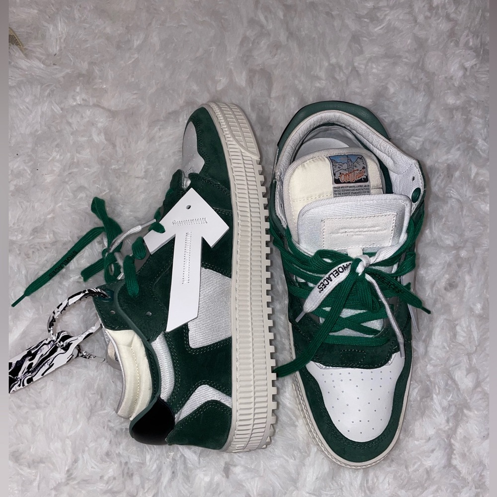 Mens Off-White Floating Arrow Low Top Sneakers - Gem